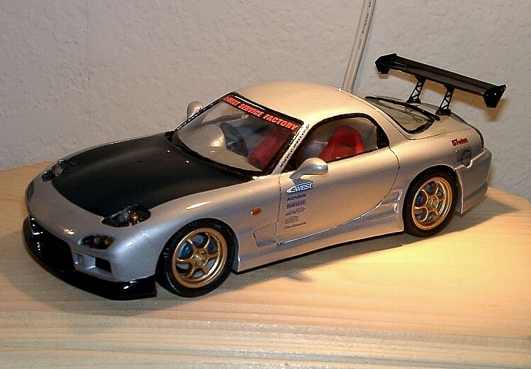 Aoshima RX-7 Veilside Combat II - Car Forums and Automotive Chat